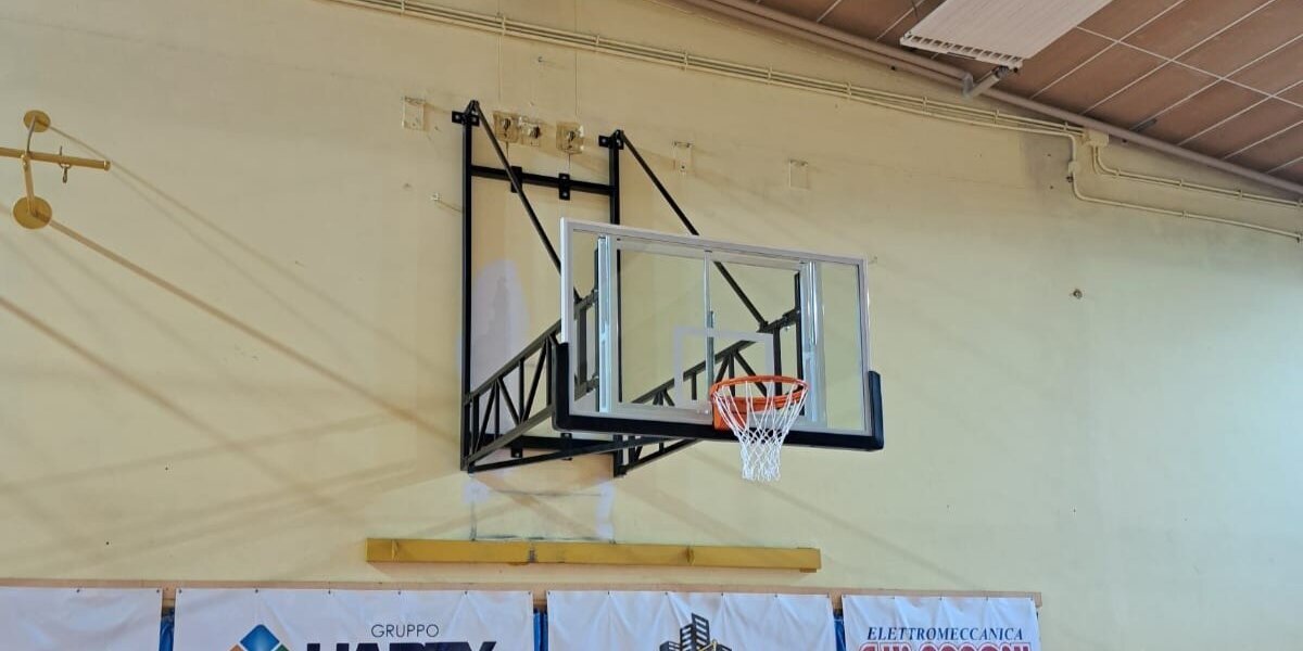 Installati i nuovi canestri, la Sansebasket può tornare a casa ...